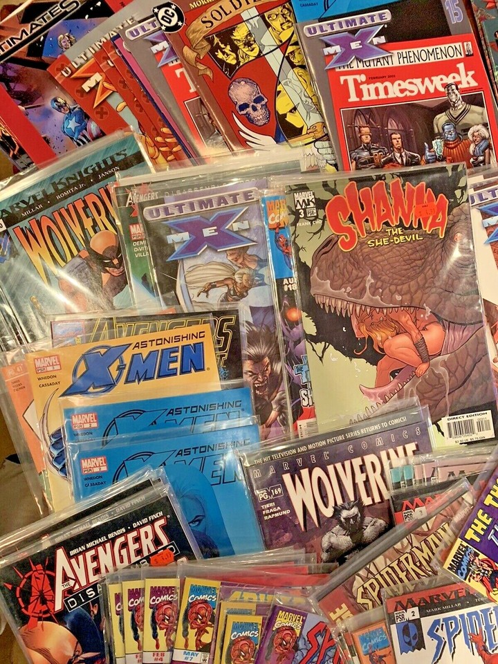 25 Random Comic Book Grab Bag Lot Popular Modern Mixed Titles Marvel DC ...