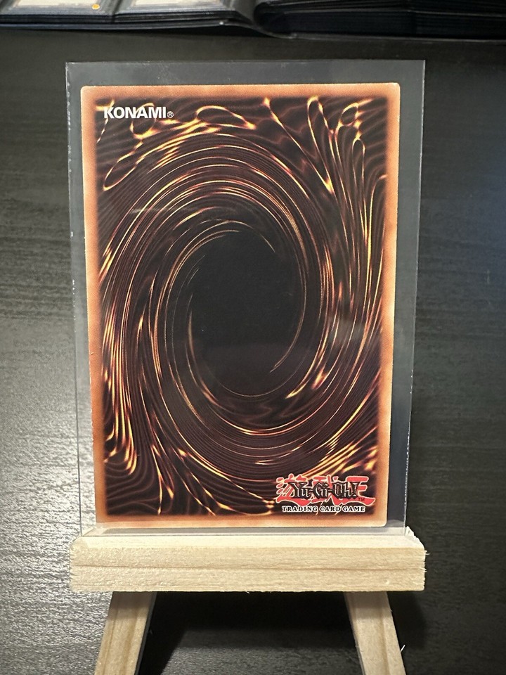 Blue-Eyes White Dragon (RP01-EN001, 2008 Release, Ultra Rare) Very ...