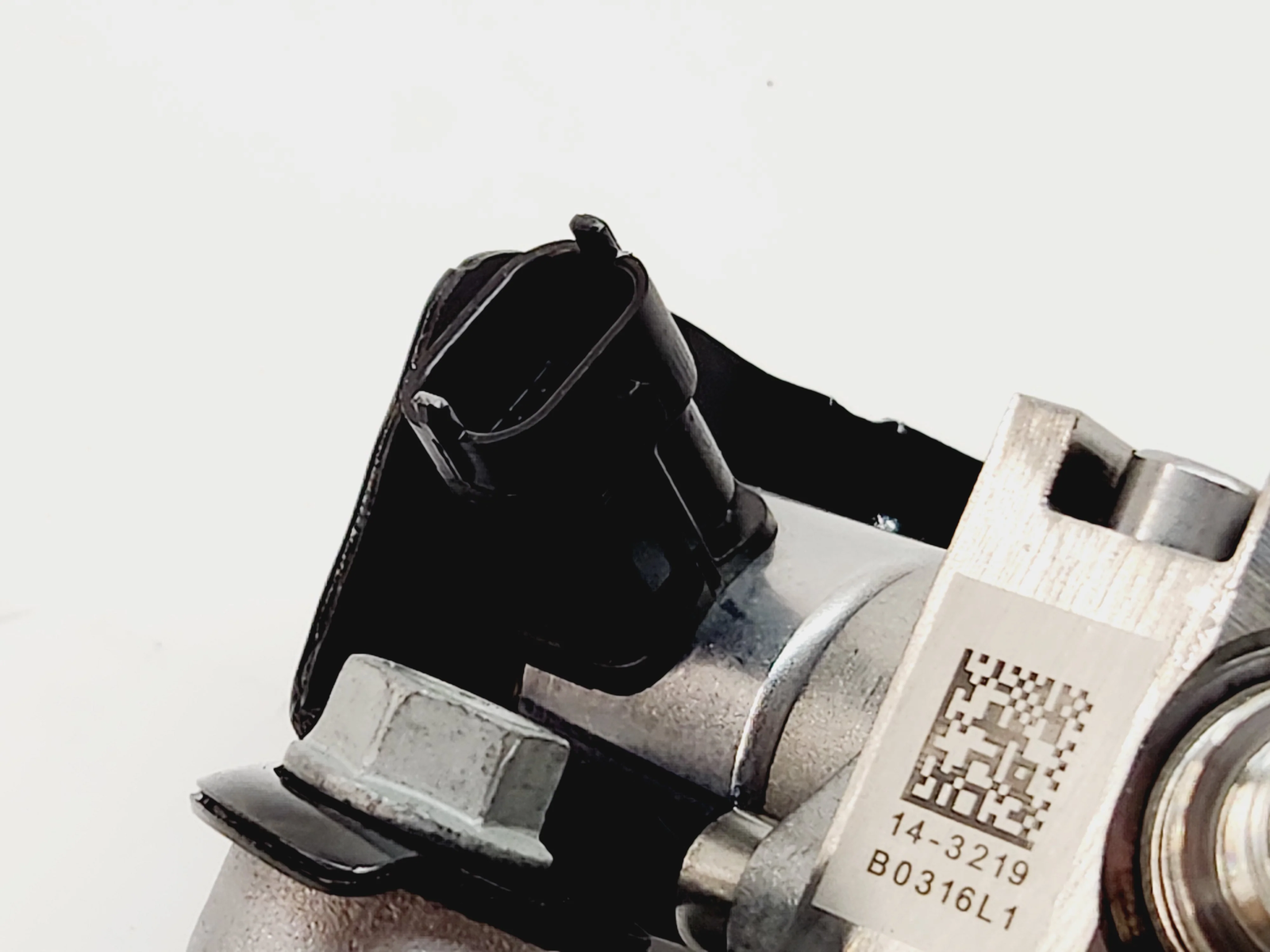 Direct Injection High Pressure Fuel Pump Standard GDP105 for sale ...