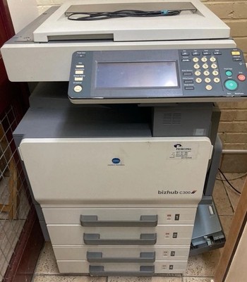 Konica Minolta Bizhub C300 Full colour printer/scanner/photocopier ...