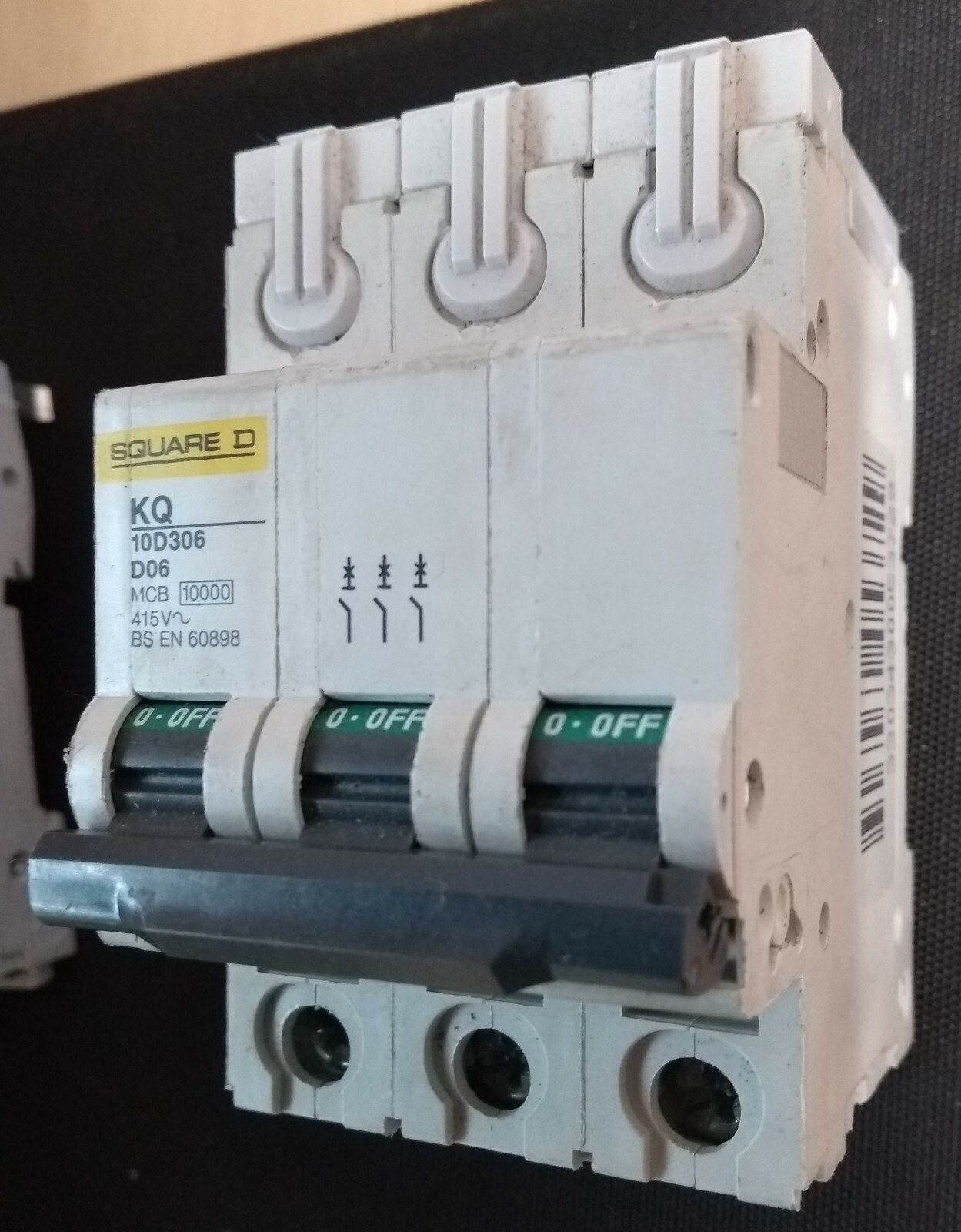 Square D/Schneider KQ Triple Pole MCB 63A, 50A, 32A, 25A, 16A 6A Type D ...