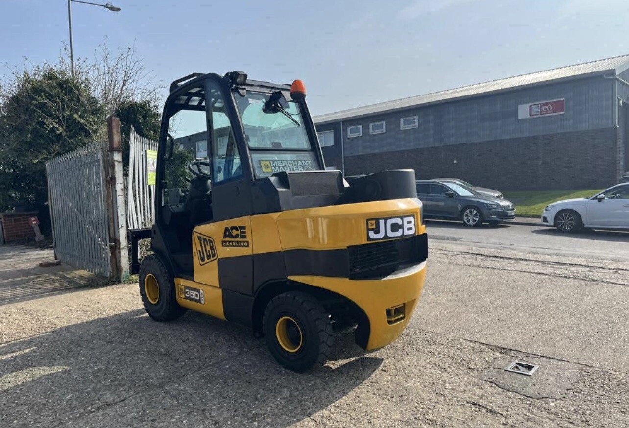 JCB TLT35D Teletruk 3.5T Forkllift Buy-£19,995 HP-£99.85pw WITH VAT ...