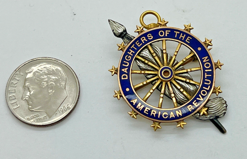 14K DAUGHTERS OF THE AMERICAN REVOLUTION DAR BADGE PIN NUMBERED 48205 ...