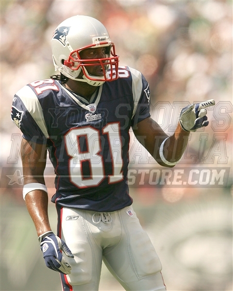 Randy Moss New England Patriots finger point 8x10 11x14 16x20 photo 114 ...