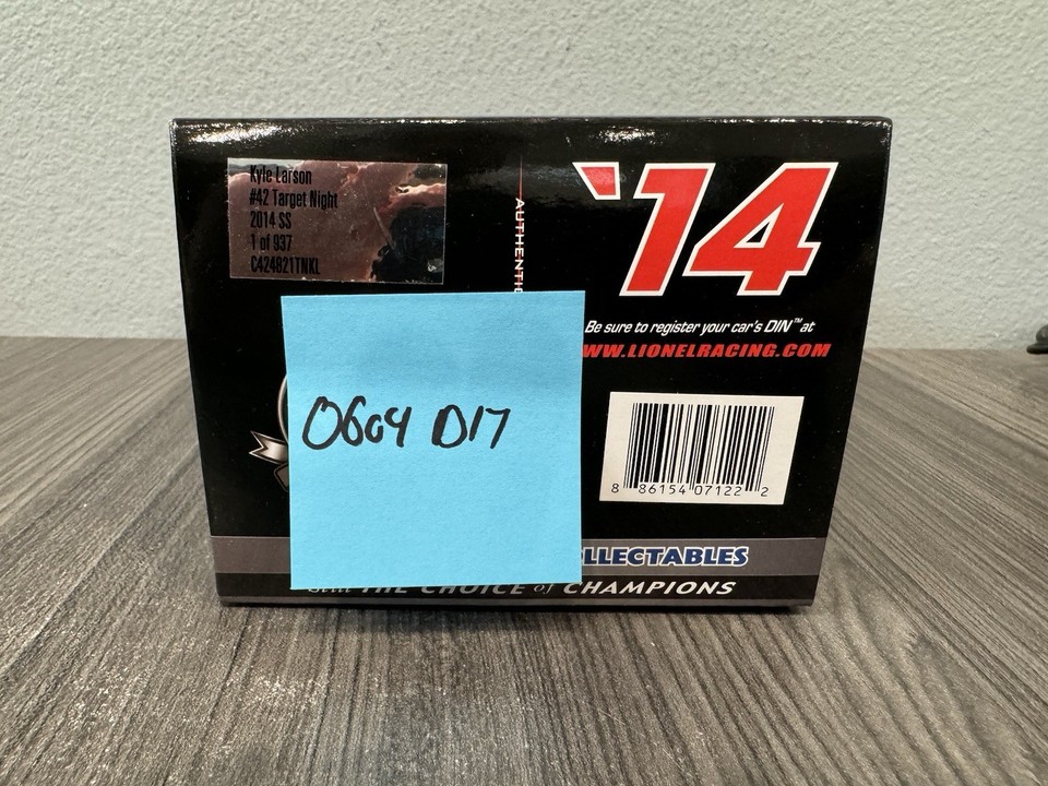 2014 Kyle Larson #42 Target Night 1:24 NASCAR Action MIB | eBay