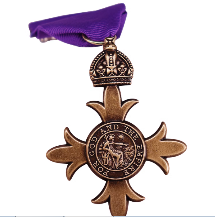 WWII The Royal Queen's Military Medal Replica OBE Badge Reprduction ...