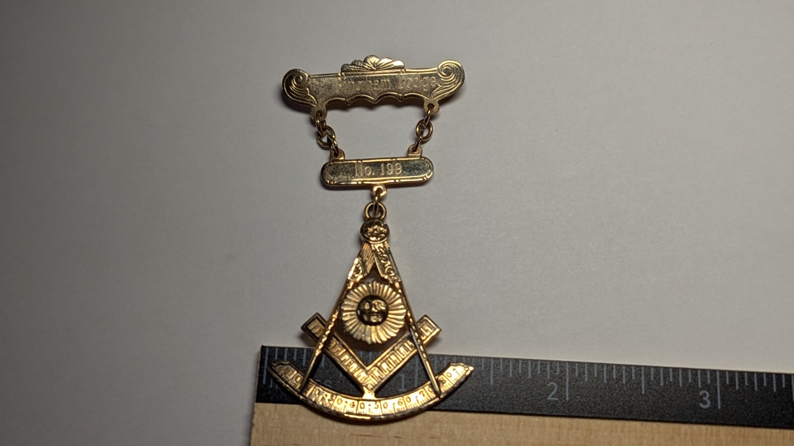 MASONIC 10K SOLID YELLOW GOLD RULER COMPASS MEDAL BADGE PIN BINGHAM ...