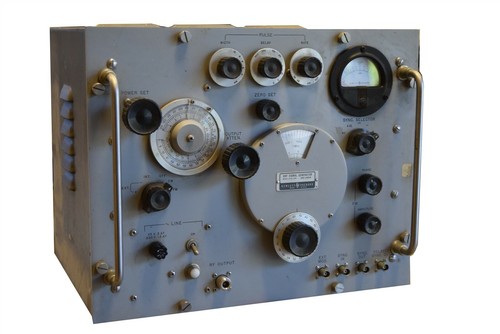 Vintage Hewlett Packard UHF Signal Generator Model 614A | eBay