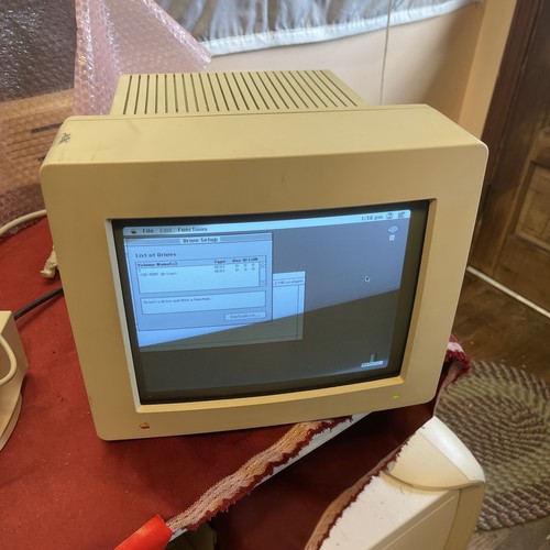 Apple High Resolution Monochrome Monitor M0400 | eBay