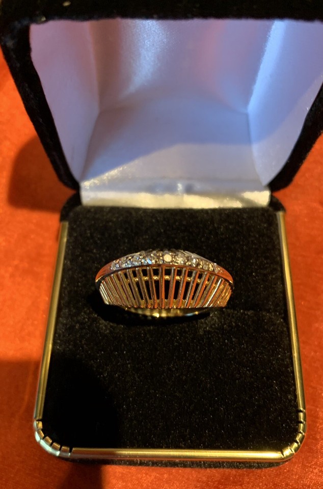 Vintage 18K Gold Lady's Tiara/Dome Cocktail Ring with 9 Bead Set ...