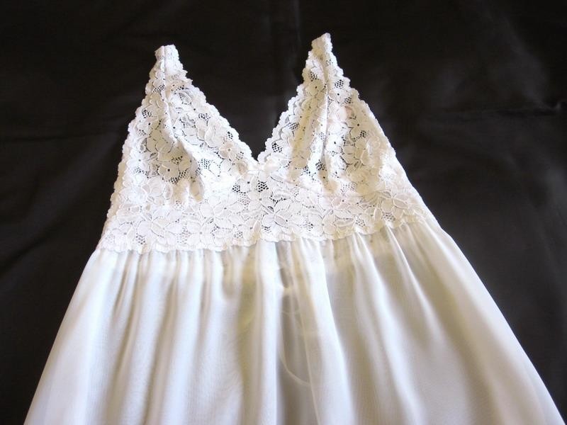 Sheer Chiffon Nightdress Long Nightie + Thong L White Lacy Open Lace-Up ...