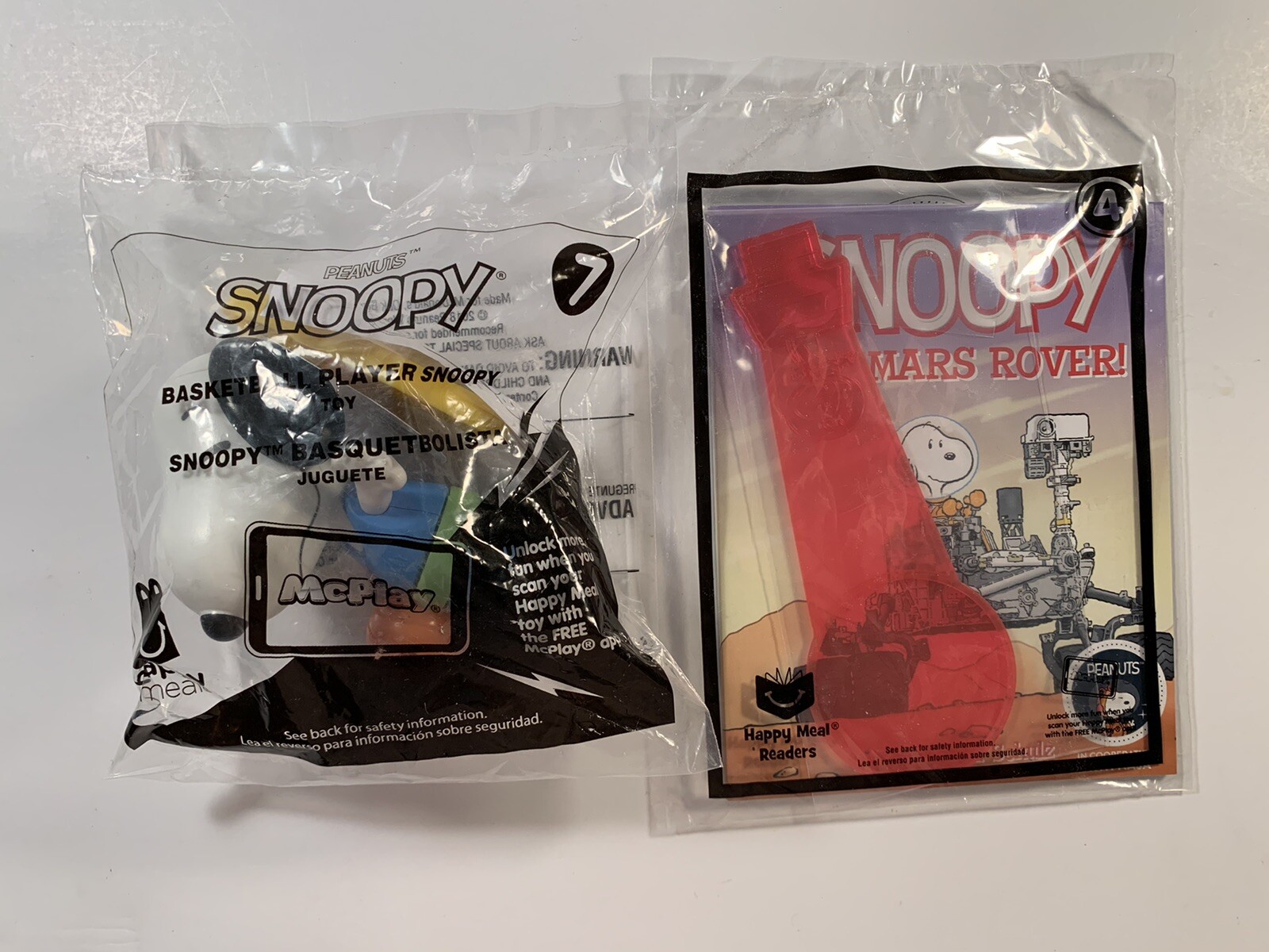 McDonald's Kid's Happy Meal Toy Book Peanuts Snoopy Basketball Player ...