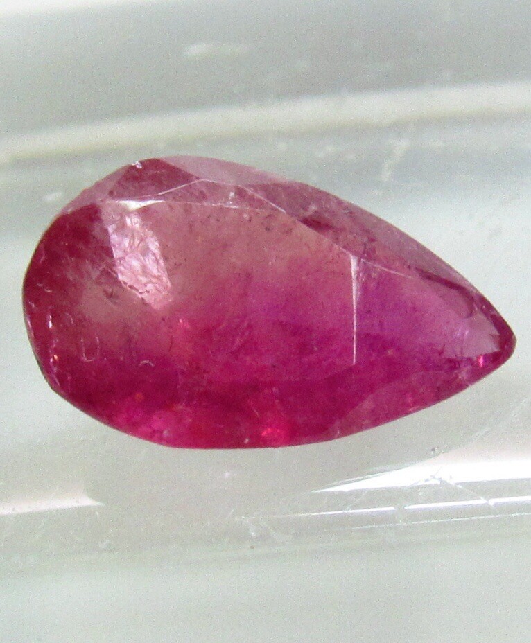 BREATHTAKING PEAR SHAPE RED BERYL BIXBITE GEMSTONE!!! RUBY VIOLET ...
