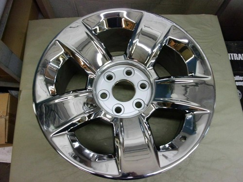 NEW 14-18 Chevrolet Tahoe Silverado Suburban Chrome OEM Center Cap P/N ...