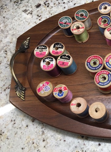 LOT 54 VINTAGE/ANTIQUE WOODEN THREAD SPOOLS - COATS CLARKS-STAR-TALON ...