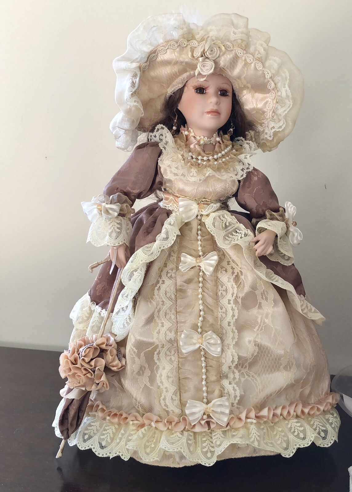 Timeless Treasures Angelina Collections Porcelain Doll 2001 cj 43 Ps2 ...