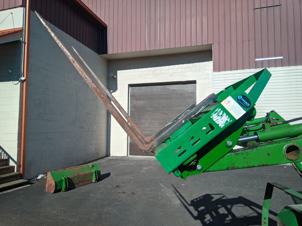 John Deere 80 Loader to Hook and Pin Quick Attach Hitch Adapter Bracket ...