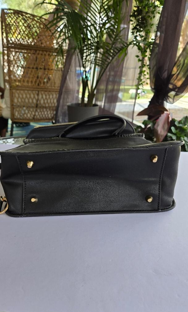 Iman faux Leather Black & Floral Shoulder Bag w/adj Strap ...