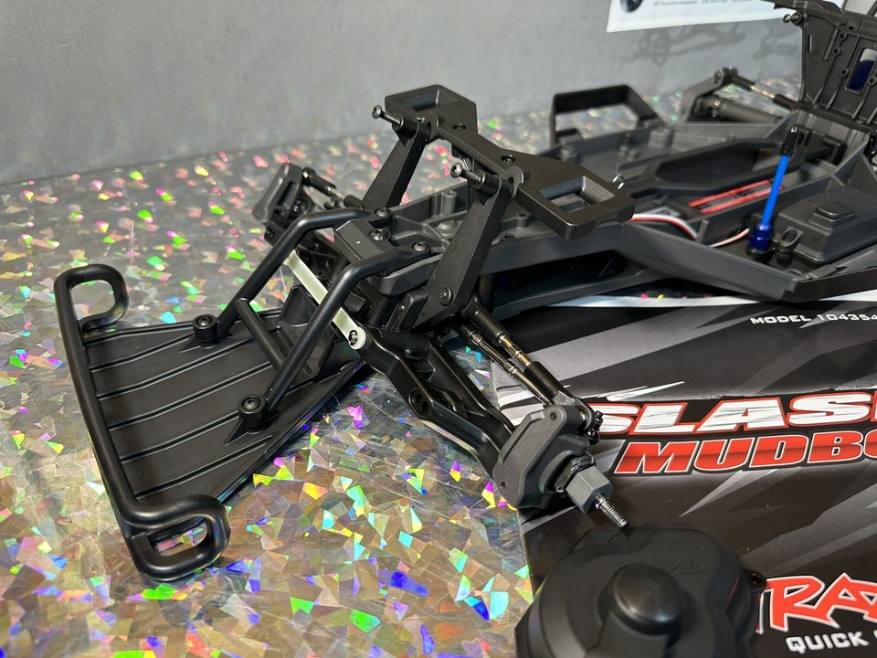 Traxxas Slash Mudboss LCG 272R ROLLER SLIDER 104354-74 1/10 MODIFIED | eBay