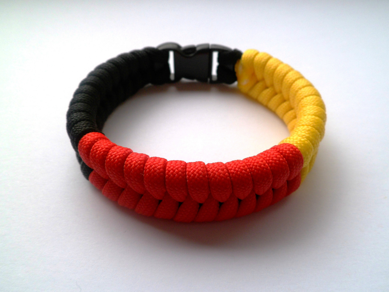 Germany National Flag 550 Paracord Wristband Bracelets European Union ...