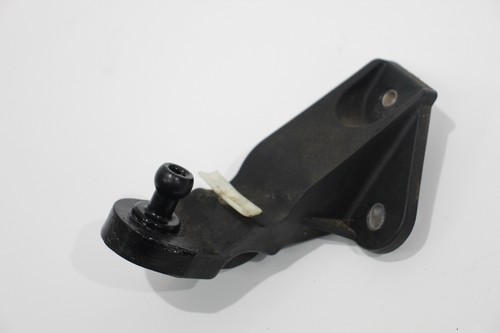Audi A8 4H D4 Air Filter Housing Air Box Mounting Peg Bracket ...