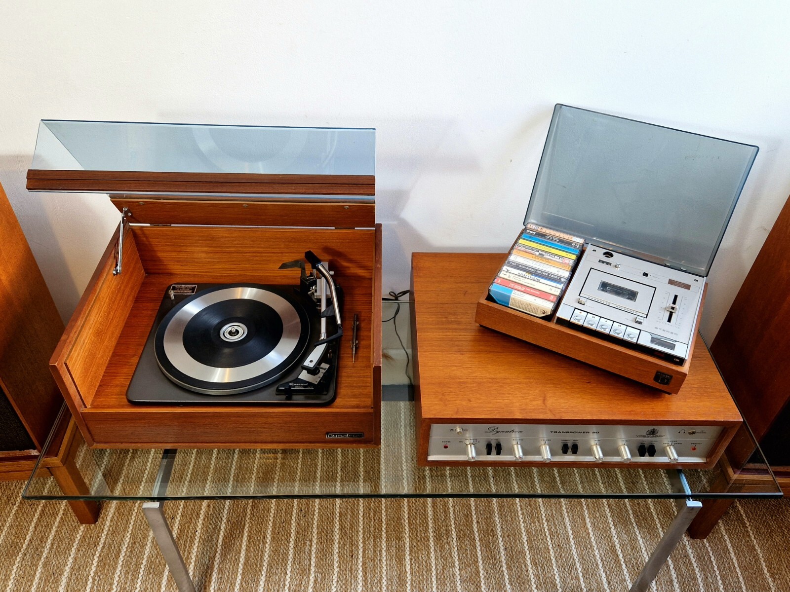 Vintage 1970 Dynatron P90 Record Player Dynatron Amplifier & Speakers ...