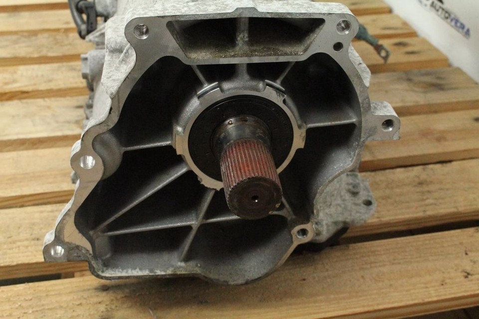 BMW F30 F31 F34 F32 F33 F36 F25 F26 F15 Cambio Automatico 8638279 8HP ...