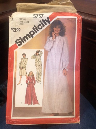 Simplicity Vintage 1982 Pattern 5737 Robe, Pajamas, 2 Gowns Size 14-16 ...
