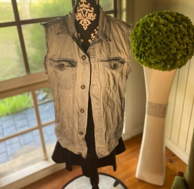 Factorie M Made to be worn out Blue Faded Sleeveless Button Up Denim ...