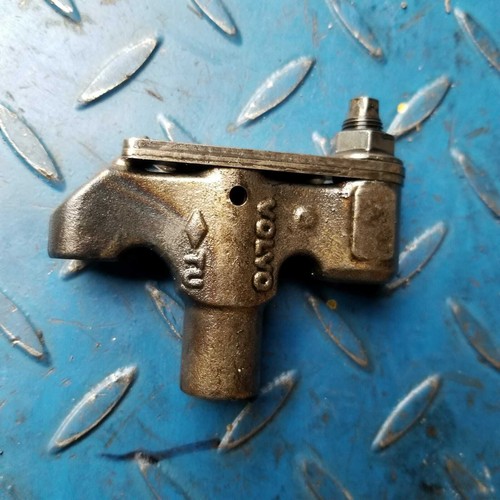 2005 VOLVO D12 VED12 INJECTOR CLAMPS PART NO. 1638074 | eBay