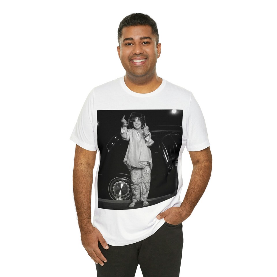 Elizabeth Taylor Middle Fingers T-Shirt | eBay
