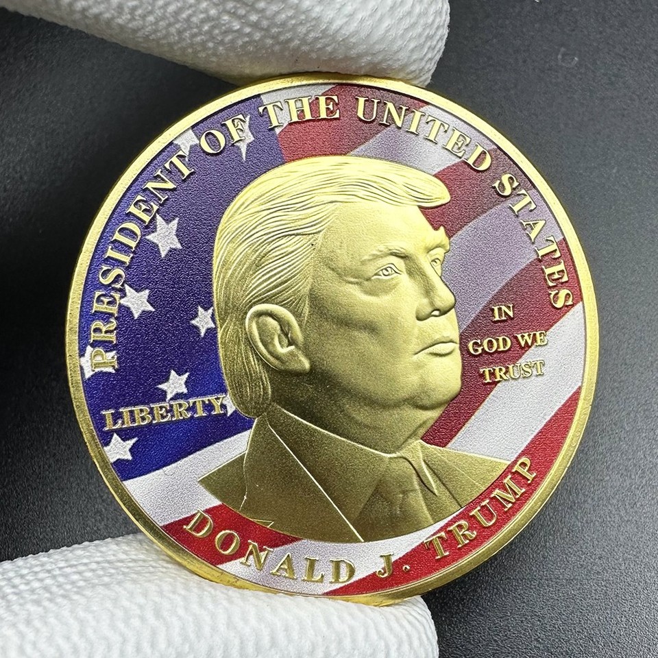 USA President Donald Trump Gold Coin Liberty Commemorative Coin US Flag ...