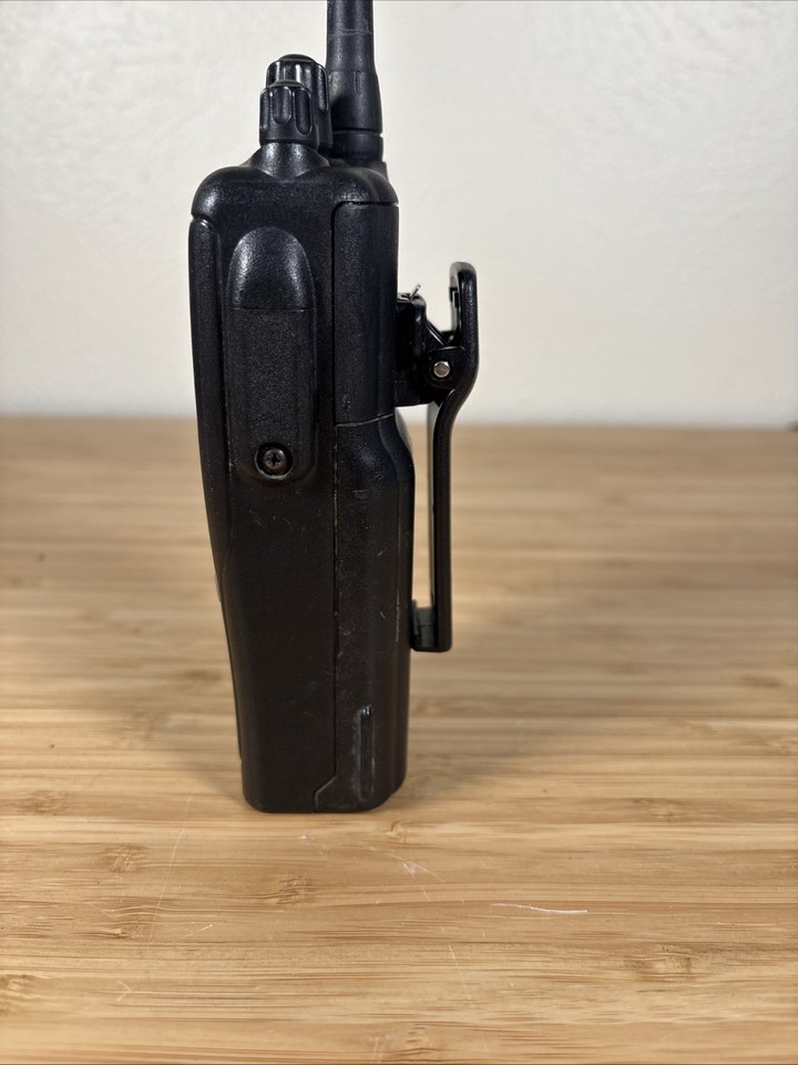 ICOM RADIOS VHF Handheld Radio MODEL:IC-F3161DS | eBay