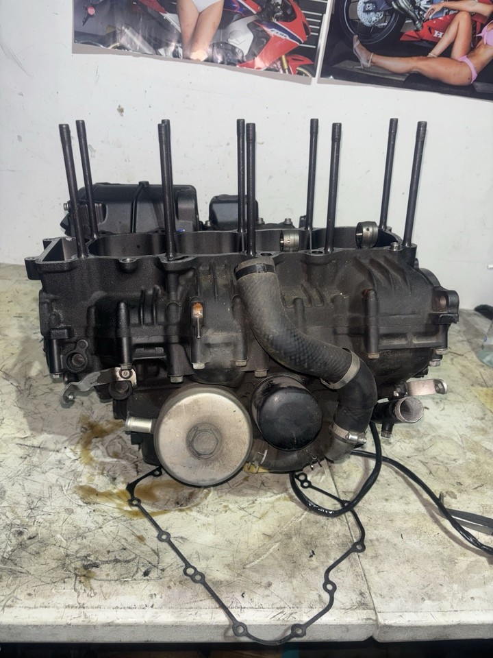 2009-14 Yamaha YZF R1 Engine Motor Complete Lower End Block Crankcase ...