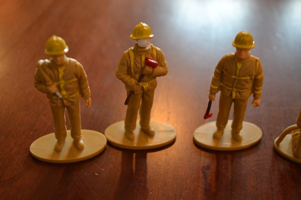 C-P INC TOY FIREMEN FIRE FIGHTERS PLASTIC TAN RED LOT OF 8 | eBay