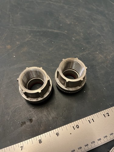 (2) NEW MYERS CONDUIT CONNECTOR HUB 1" w/ Red Sealing Ring | eBay