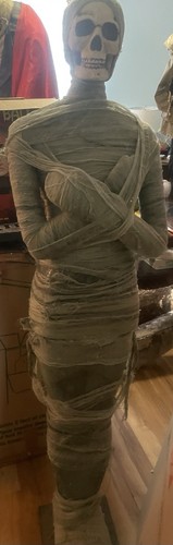 Lifesize Vintage Skull Faced Mummy on Base 60“ tall - retired Halloween ...