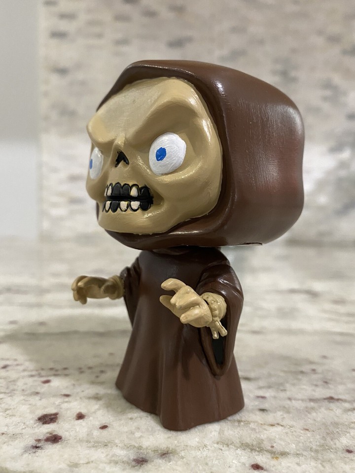 Funko Pop Horror CUSTOM Tales from The Crypt The CryptKeeper Robe Rare ...