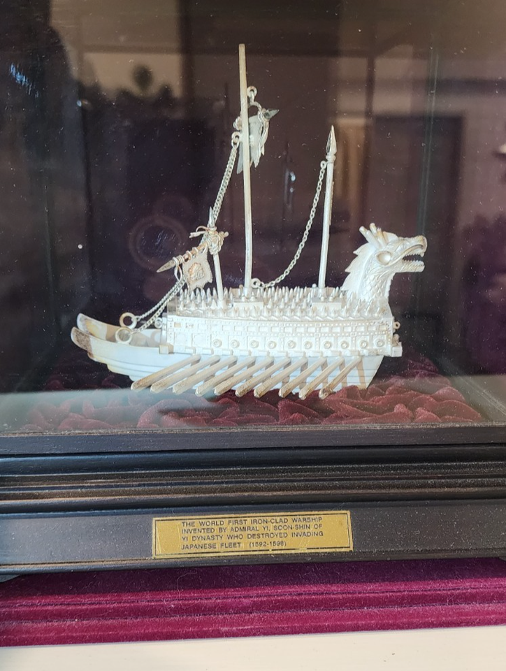 Model of The Worlds First Iron-Clad Warship | eBay