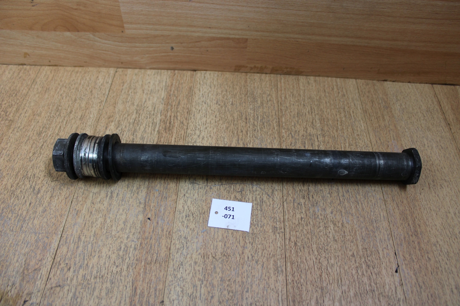 Yamaha FZ-6 Fazer RJ07 04-06 5VX-25381-00 Radachse hinten 451-071 | eBay.de