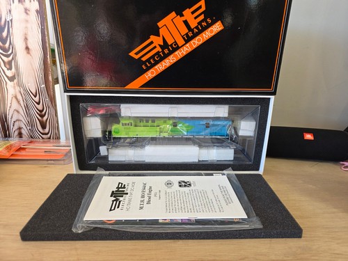 MTH item# 80-2350-1 ES44AC Diesel Locomotive GE Evolution Hybrid HO ...