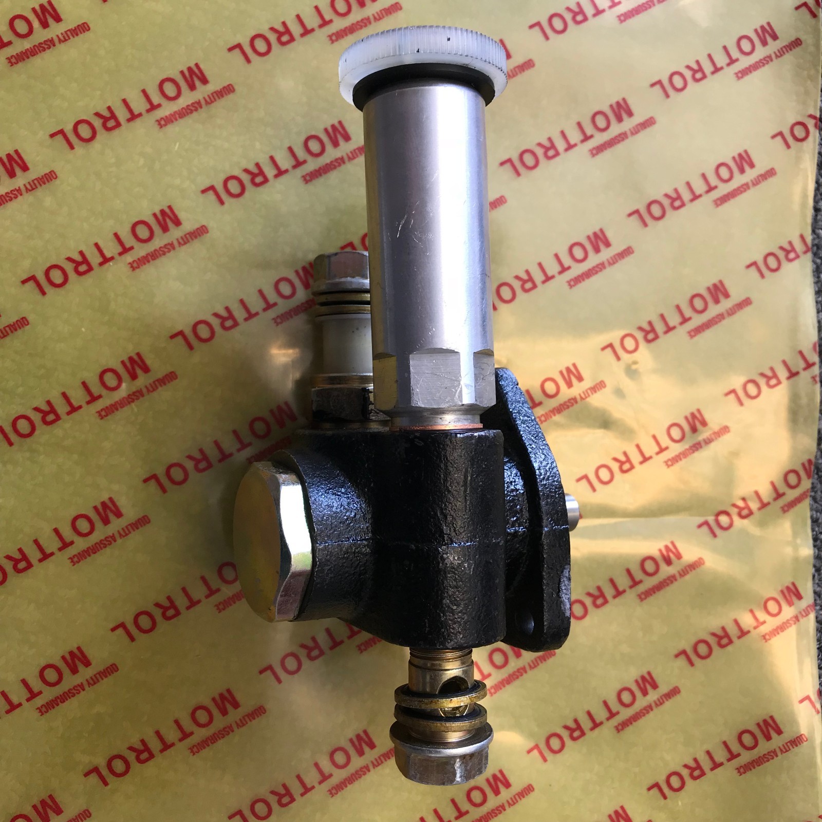 105220-7170 FUEL FEED PUMP FITS KOMATSU D20A, 4D94E-1A01, BY fedex 2day ...