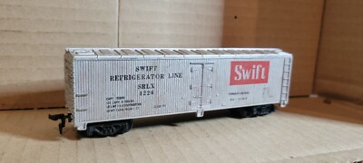 6M HO Scale Train Car SWIFT REFRIGERATOR LINE SRLX 4226 HORN HOOK ...