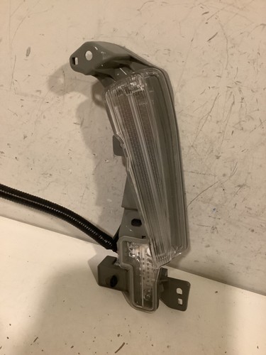 2019- 2022 TOYOTA PRIUS DRIVER LH FOG LIGHT OEM A10L-11515 TL | eBay