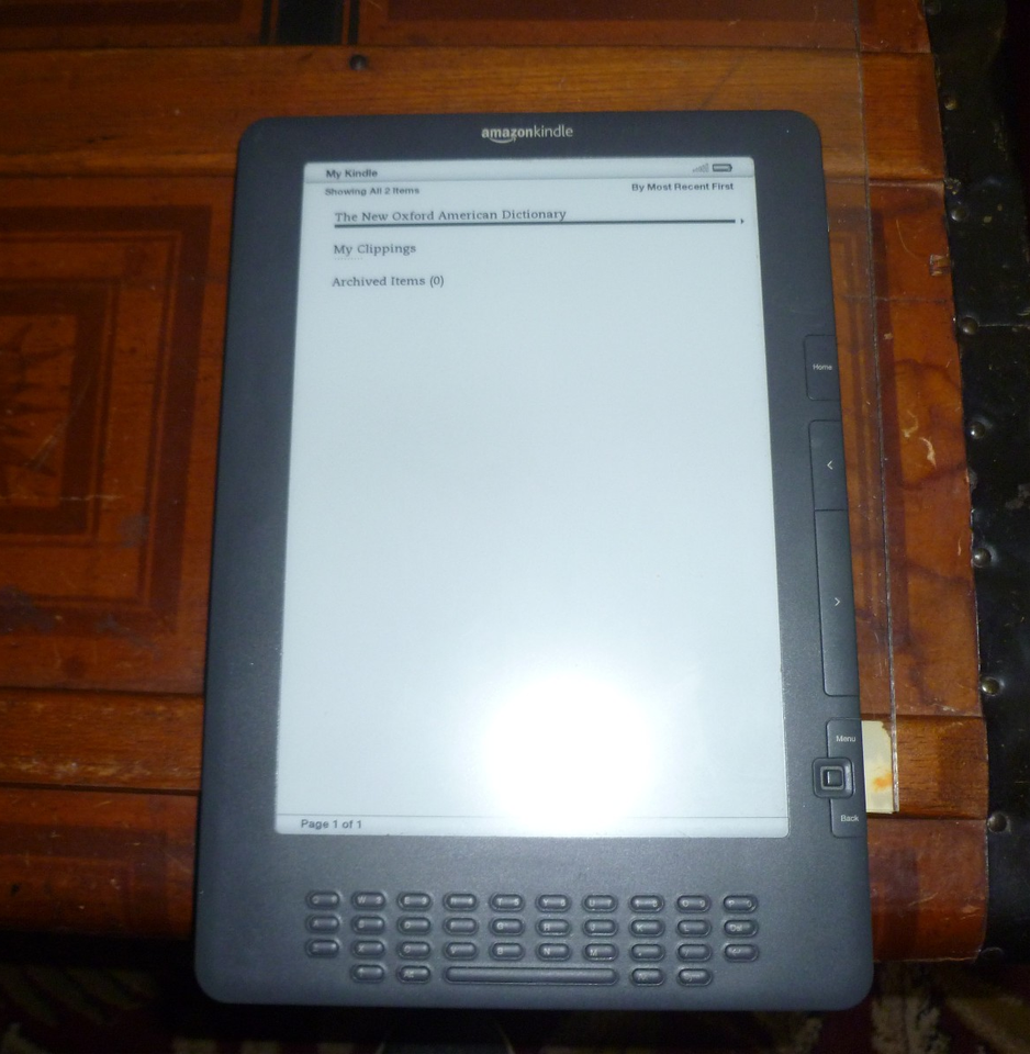 Amazon Kindle DX (2nd Generation), Graphite, 4GB, 9.7 in, D00801 | eBay
