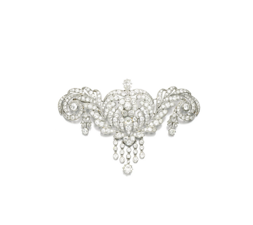 Foliate Scroll Design Set With Circular & Pear Cut Lab-Created Diamonds ...