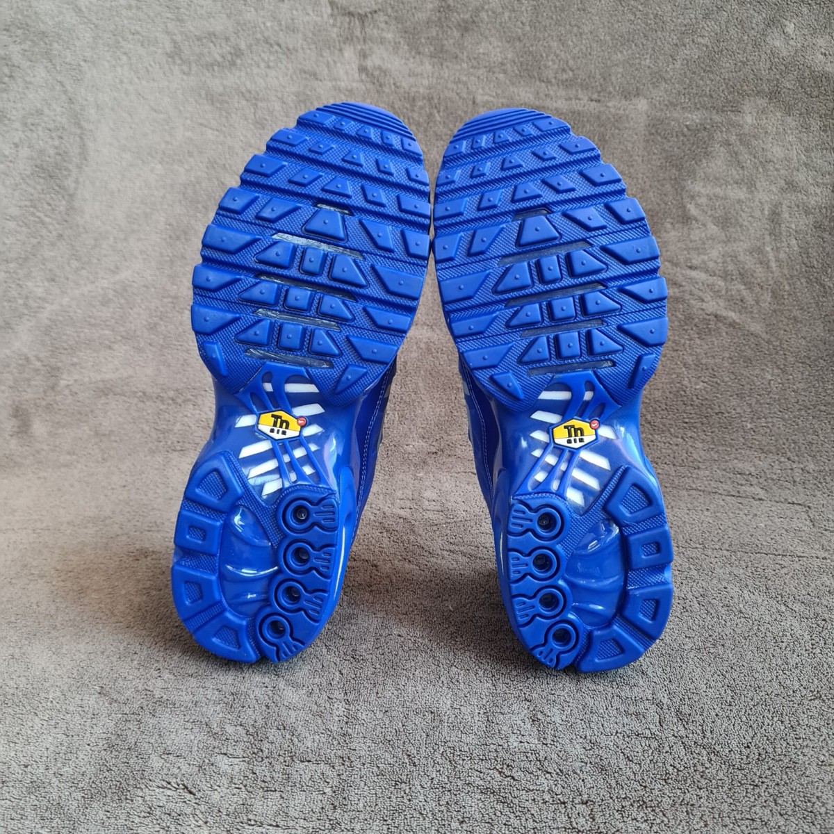 NIKE AIR MAX PLUS TN X A-COLD WALL BLUE | eBay NIKE AIR MAX PLUS TN X A-COLD WALL BLUE | eBay