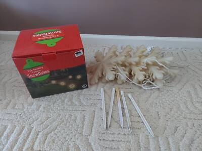 CHRISTMAS LIGHTS ONE SET OF 5 SNOWFLAKE DRIVEWAY/LANSCAPE LINNERS | eBay