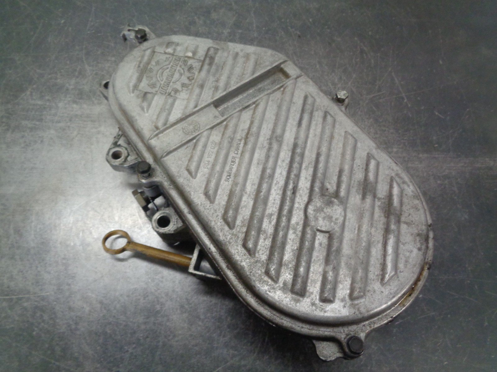 2004 04 Ski Doo Summit 800 Snowmobile Body Chaincase Chain Case Gears ...