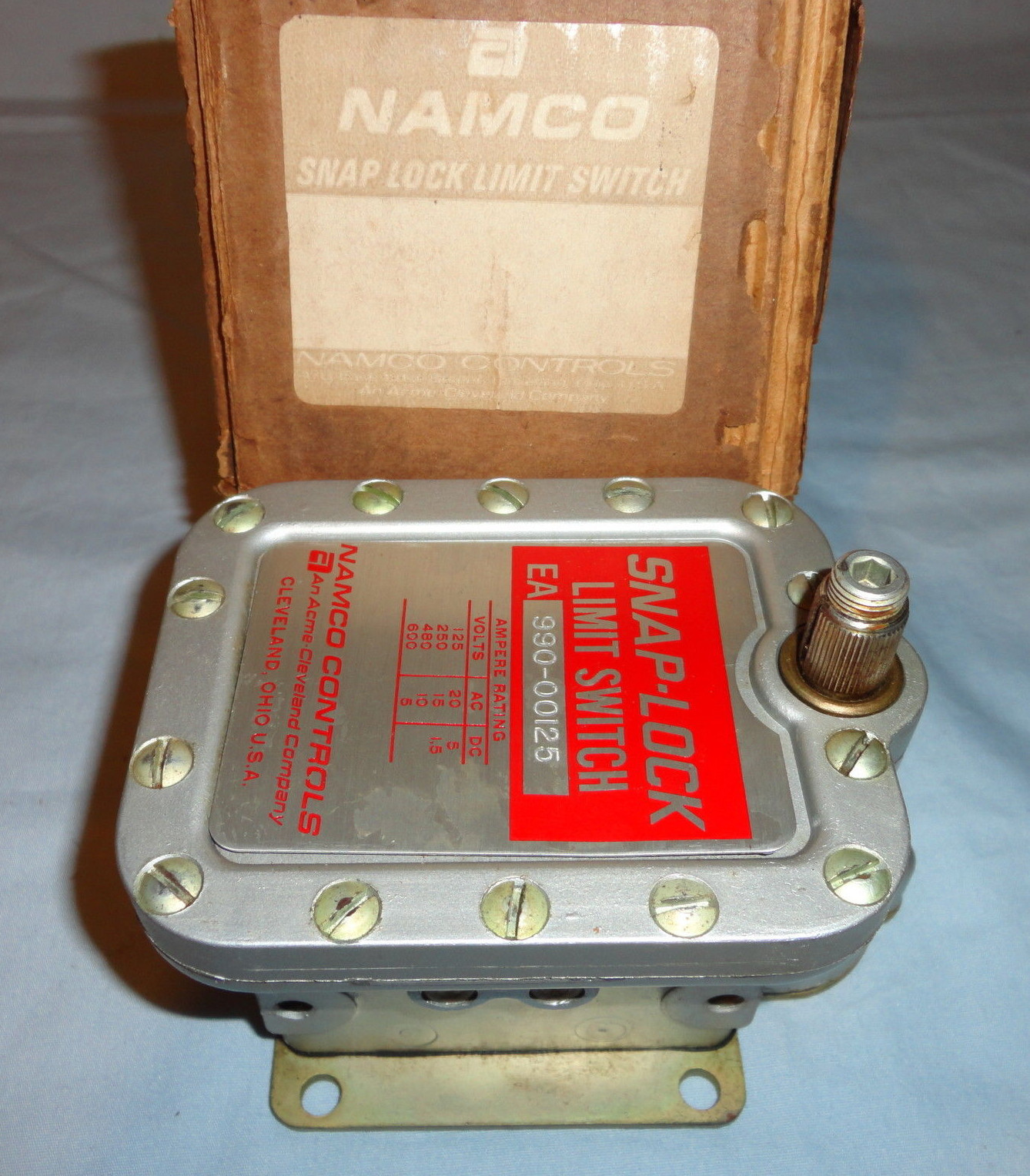 NAMCO Controls EA990-00125 SNAP-LOCK Limit Switch 990-00125 EA99000125 ...
